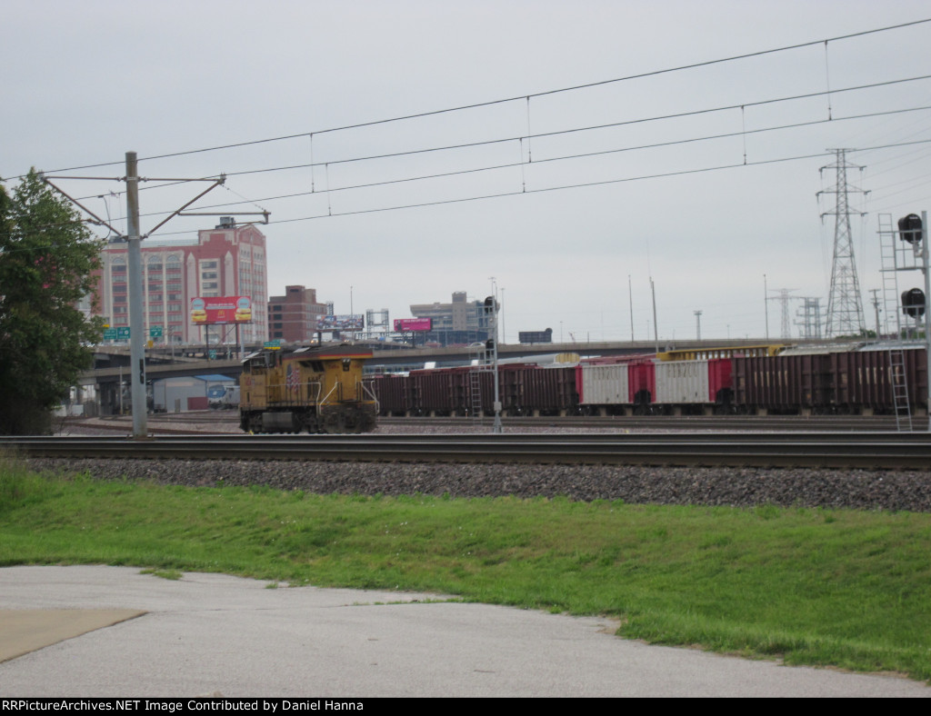 UP 7454 with Amtrak in the background